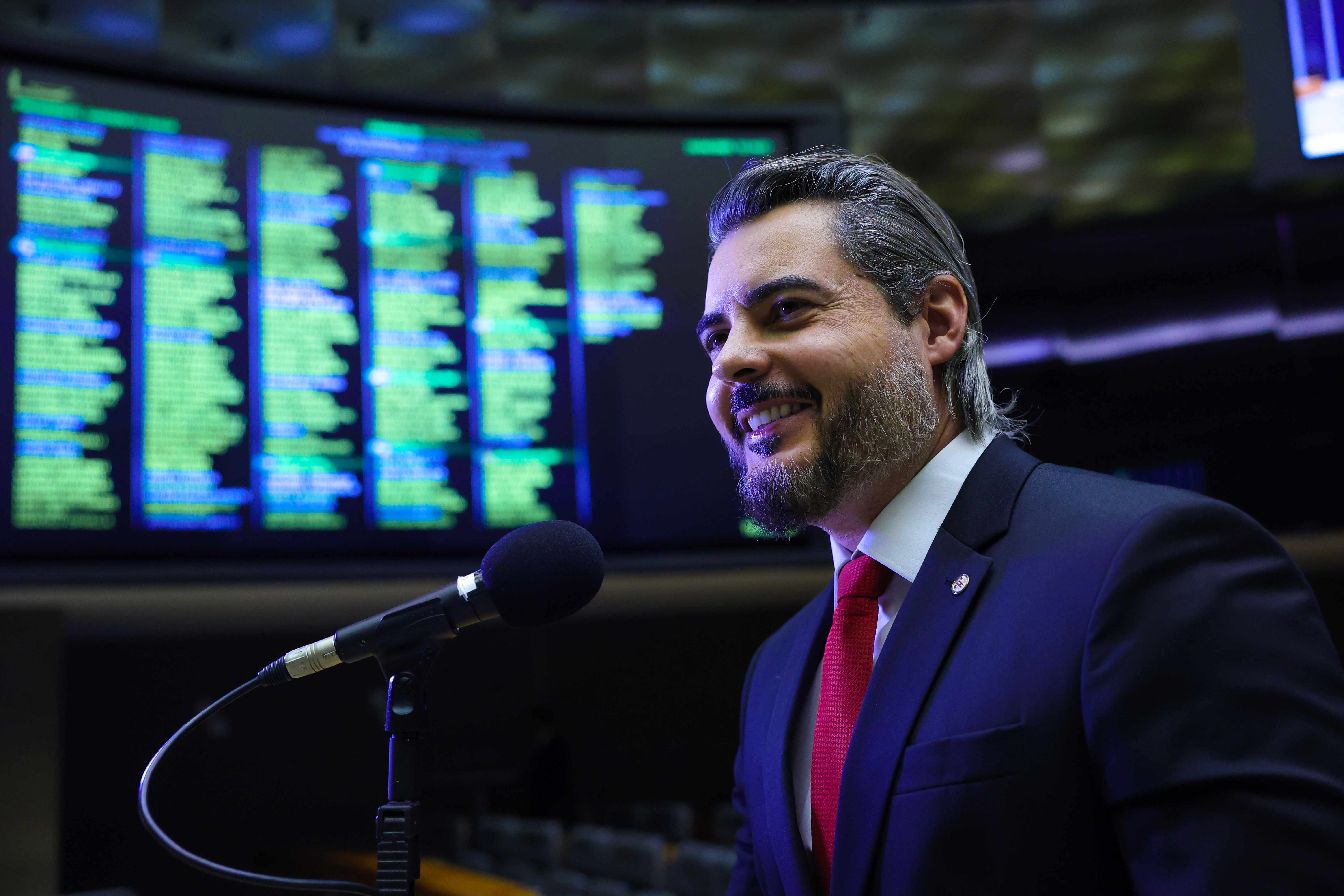 Deputado Thiago Flores comemora publicação do assentimento da Gleba ...